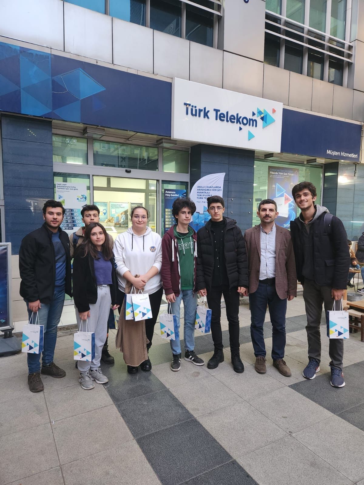 EMO - TEKNİK GEZİ:TÜRK TELEKOM TRABZON BÖLGE MÜDÜRLÜĞÜ