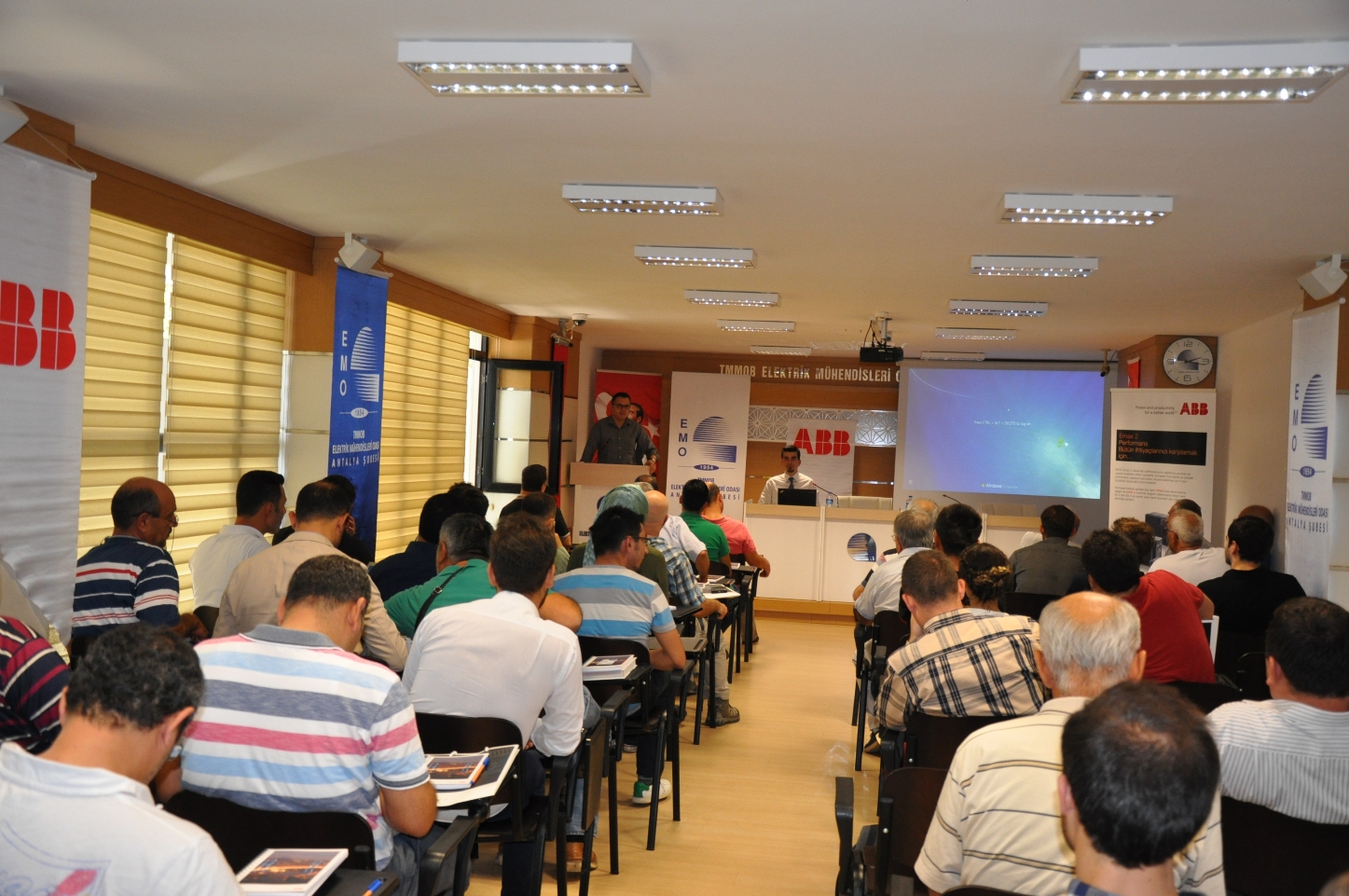 EMO - ABB`DEN E-DESİGN PANO PROGRAMI SEMİNERİ