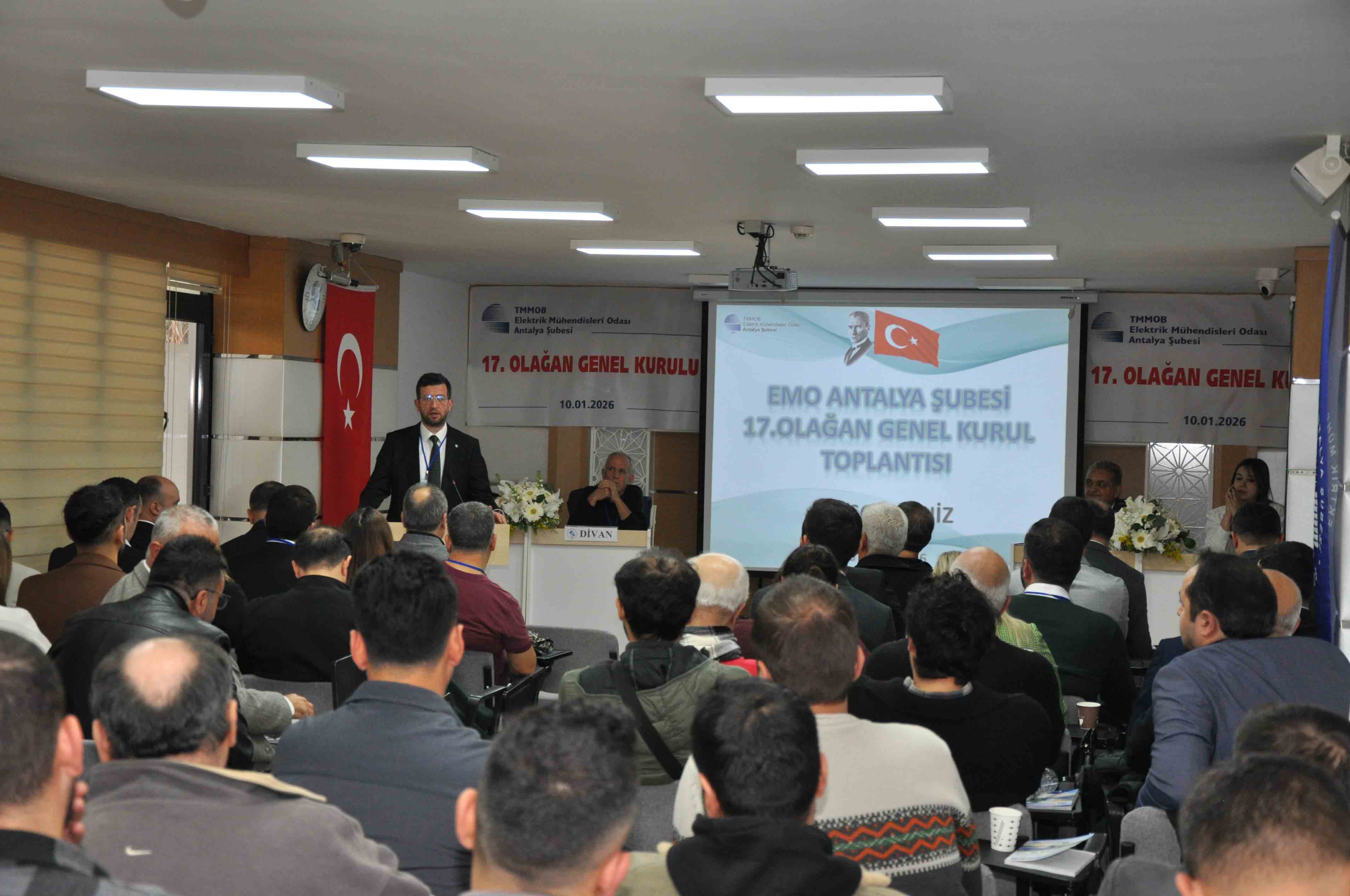 EMO - EMO ANTALYA ŞUBESİ 17. OLAĞAN GENEL KURULU VE SEÇİMİ GERÇEKLEŞTİRİLDİ